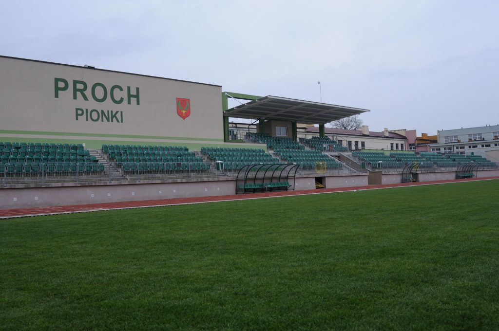 Pionki - Stadion Miejski (Prochu) - PolskieStadiony.pl