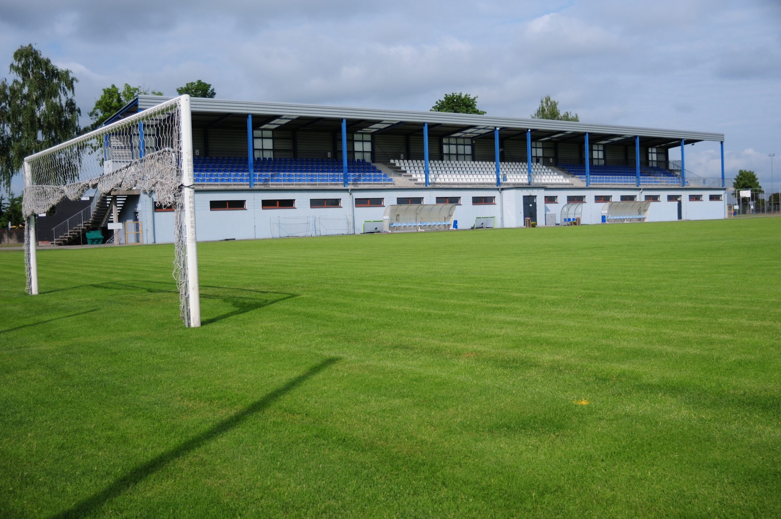 Plewiska - Stadion GOSiR - PolskieStadiony.pl
